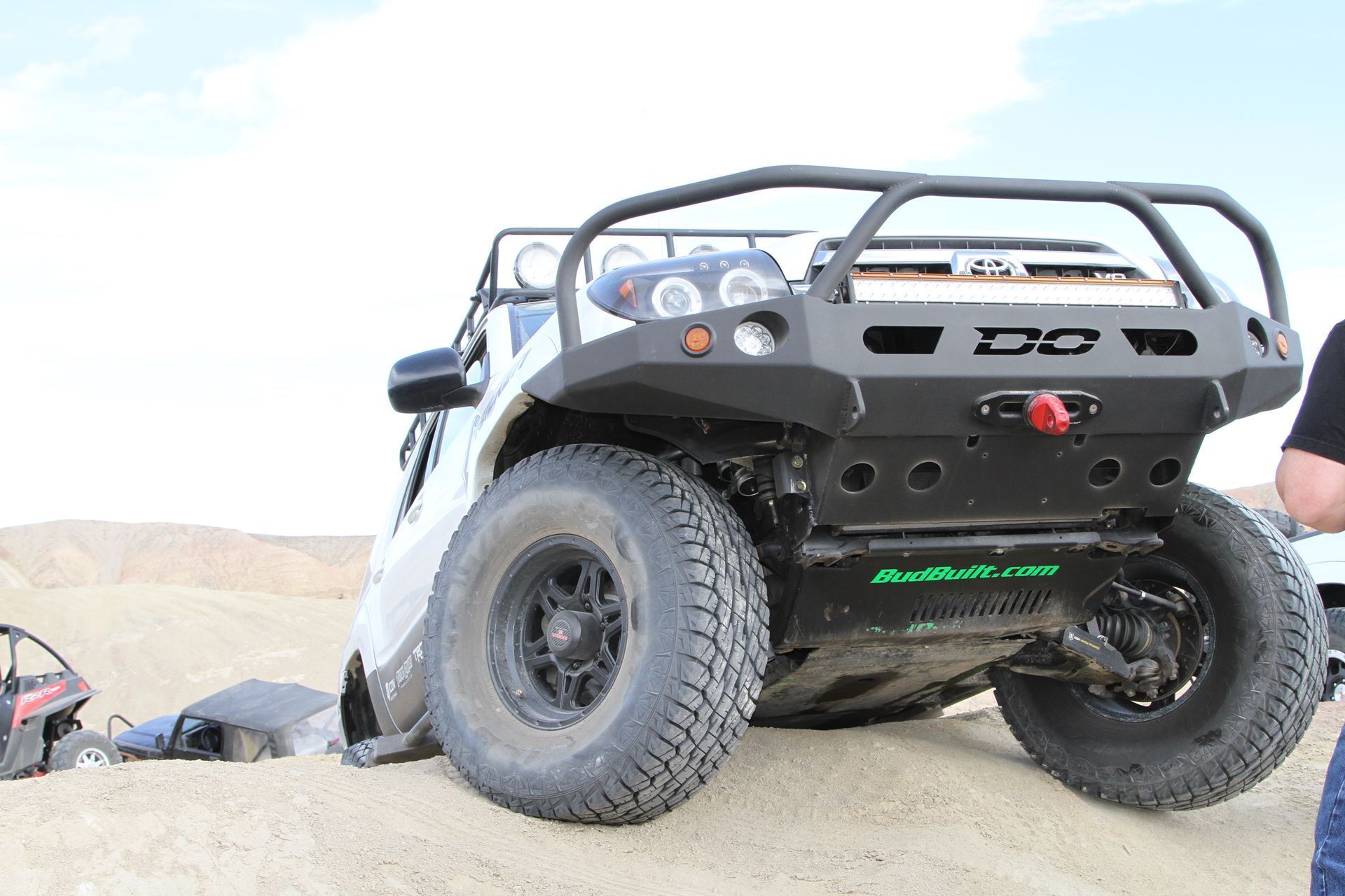 DEMELLO OFF-ROAD 4RUNNER 3HOOP BUMPER 03-05 - Demello Offroad