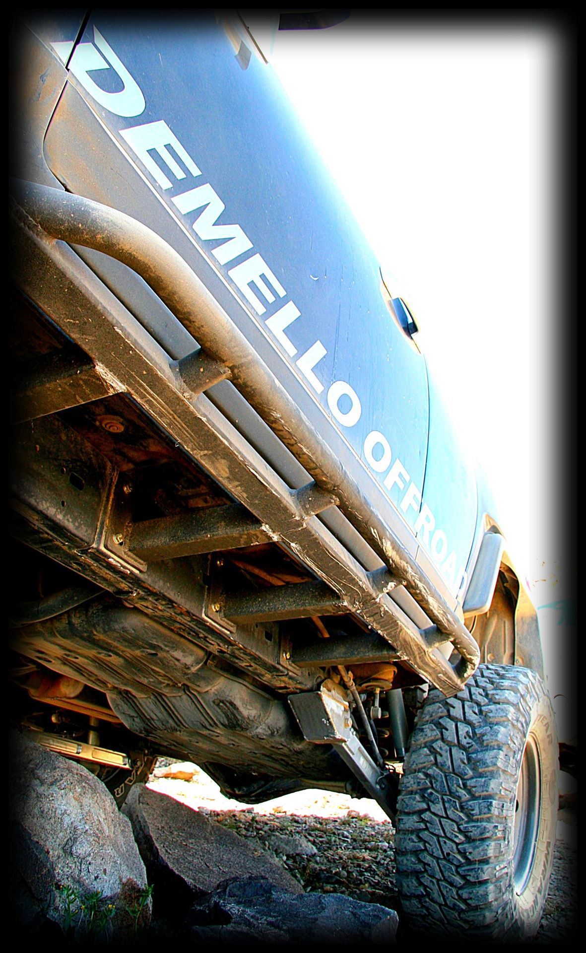 DEMELLO OFF-ROAD FJC HYBRID SLIDERS - Demello Offroad